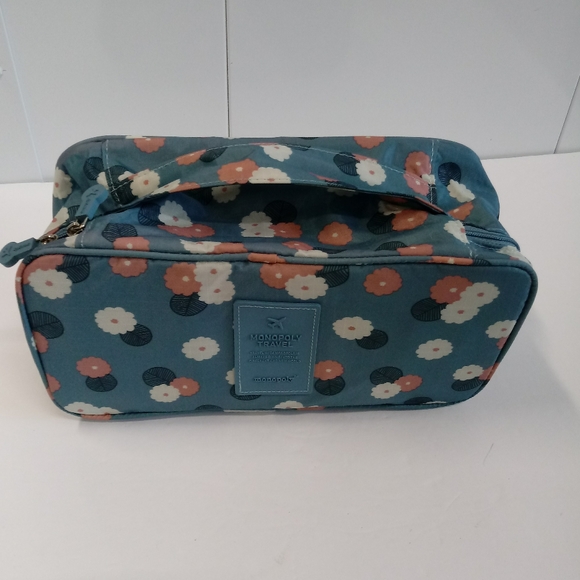 monopoly travel | Bags | Monopoly Travel Case Cosmetic Bag Made In ...